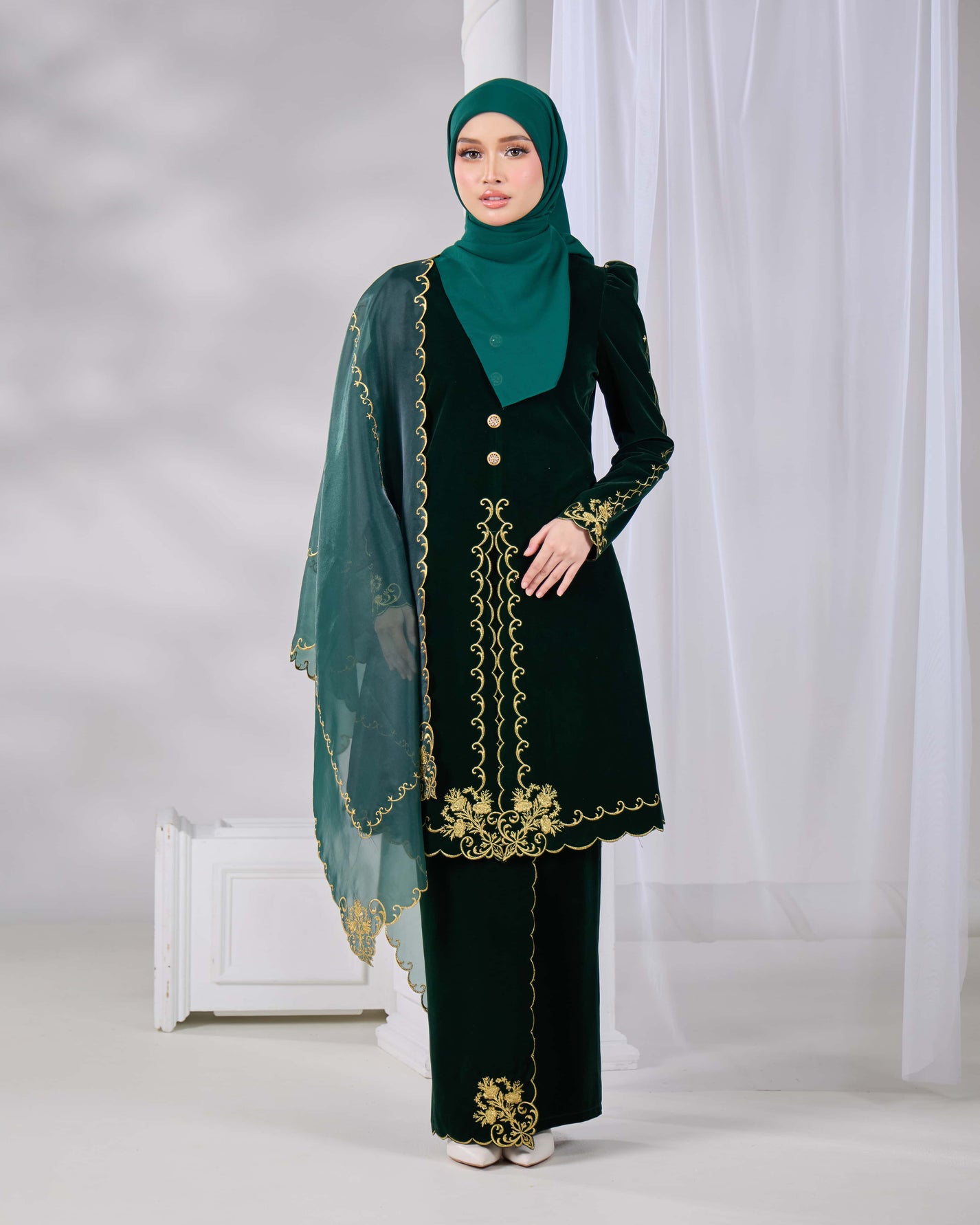 NAIFAH KEBAYA (EMERALD GREEN) – Hijabistahub